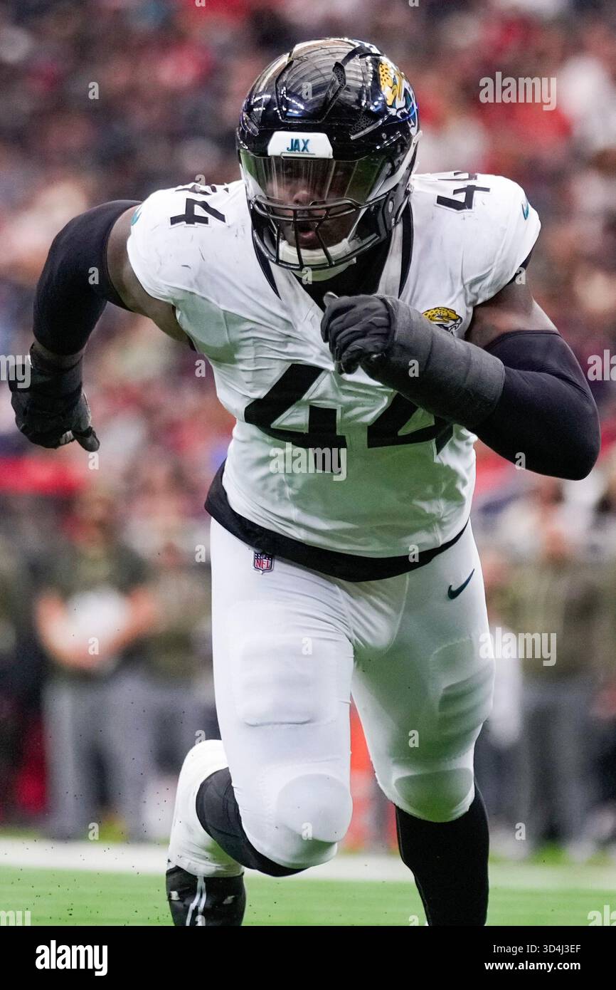 Jacksonville Jaguars defensive end Travon Walker (44) plays against the ...