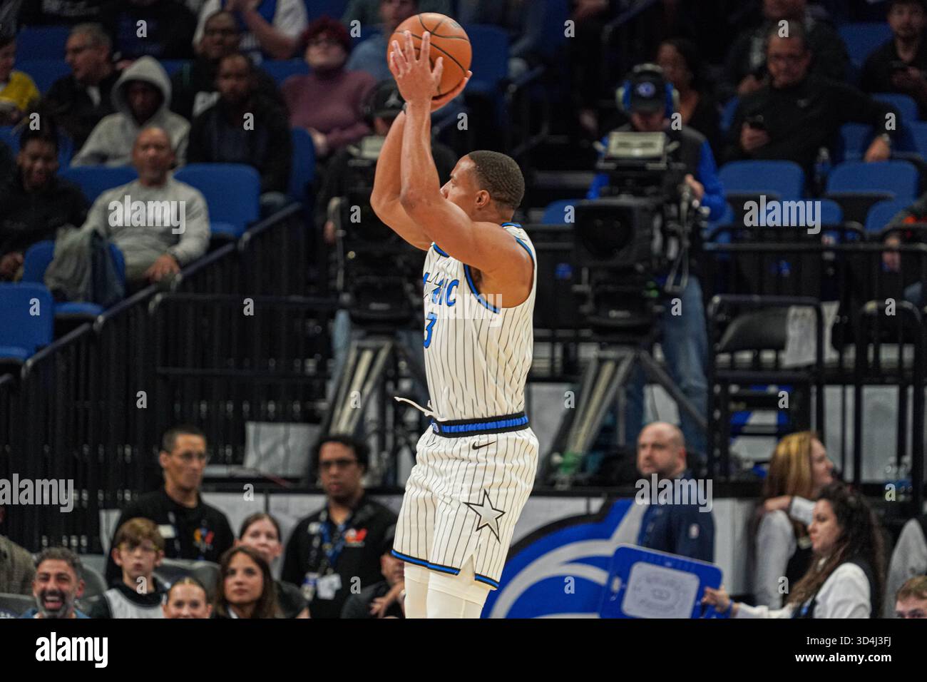 Orlando, Florida, USA, November 10, 2025, Orlando Magic guard Desmond ...