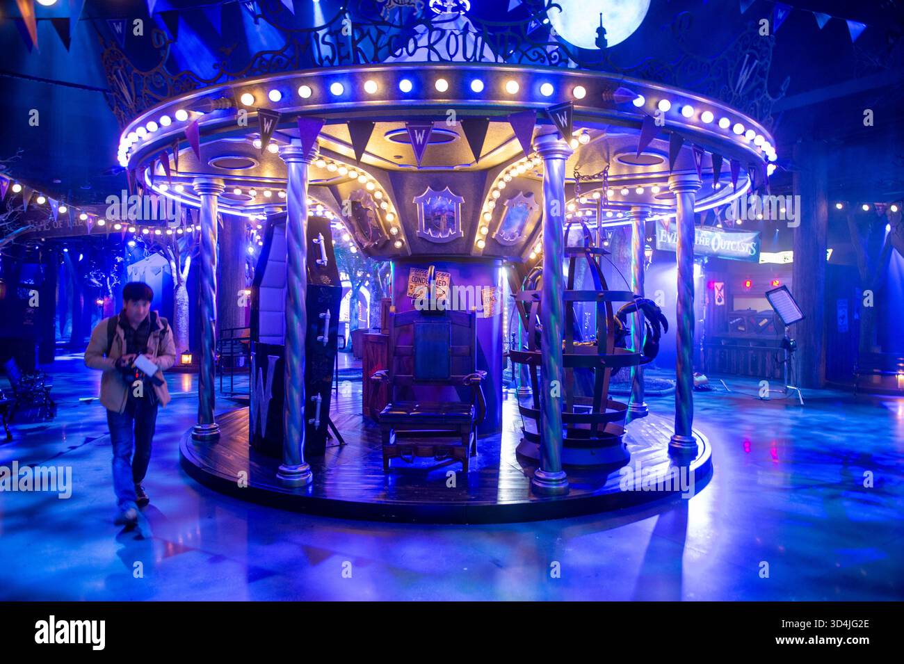 10 November 2025, USA, Philadelphia: An attraction stands in the ...