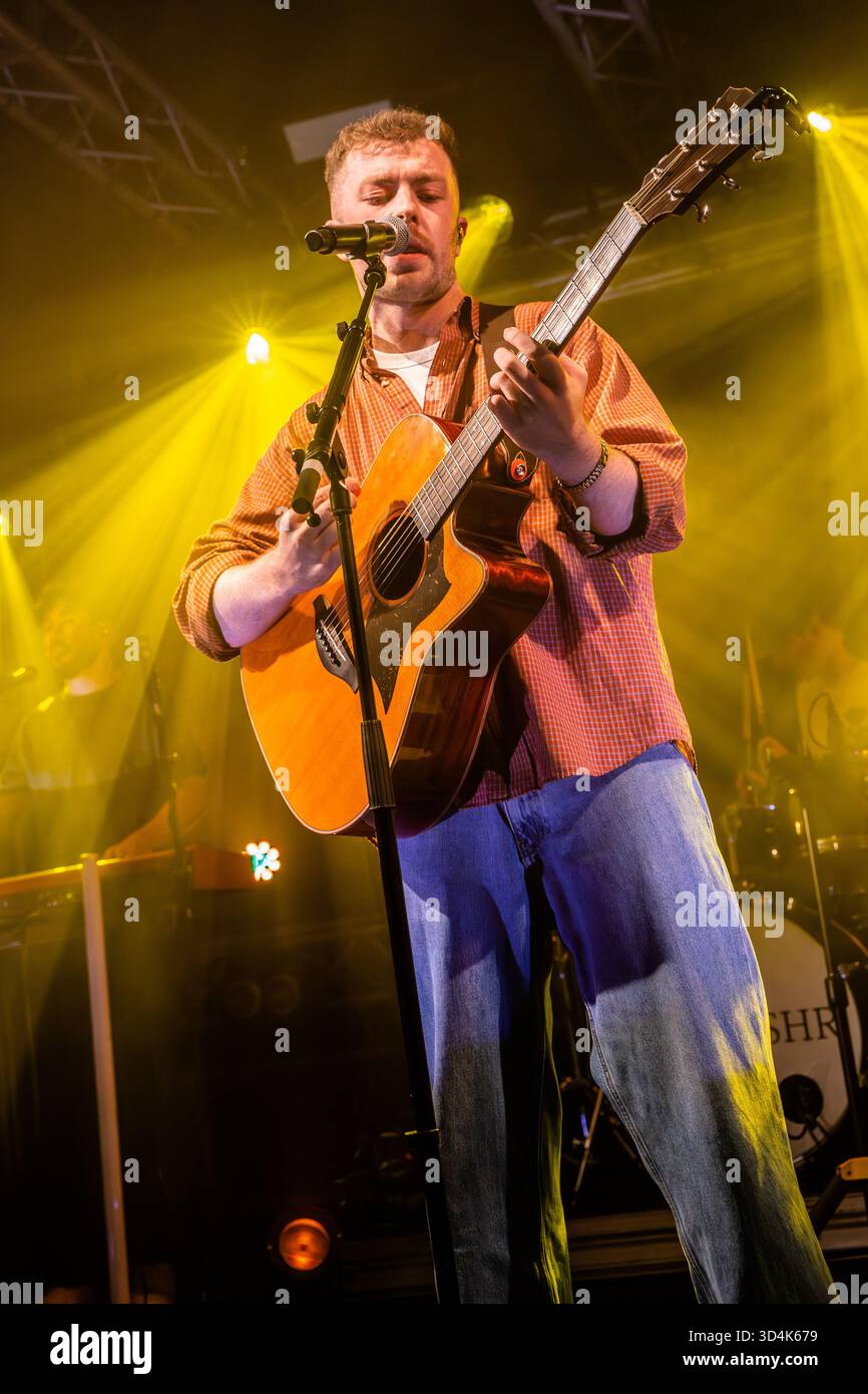 Milan Italy. 10th nov 2025. The Irish indie-folk band KINGFISHR ...