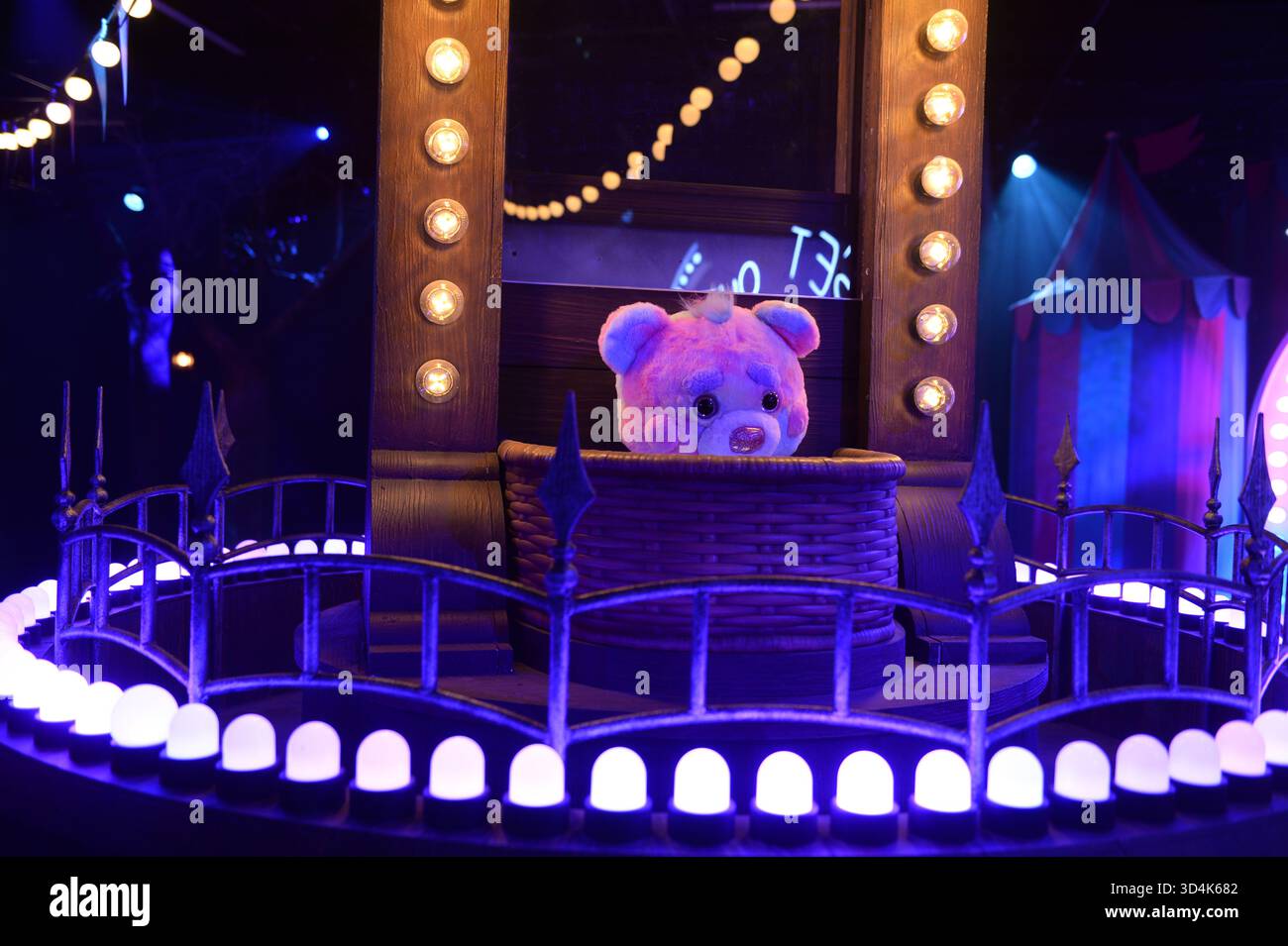 10 November 2025, USA, Philadelphia: An attraction can be seen in the ...