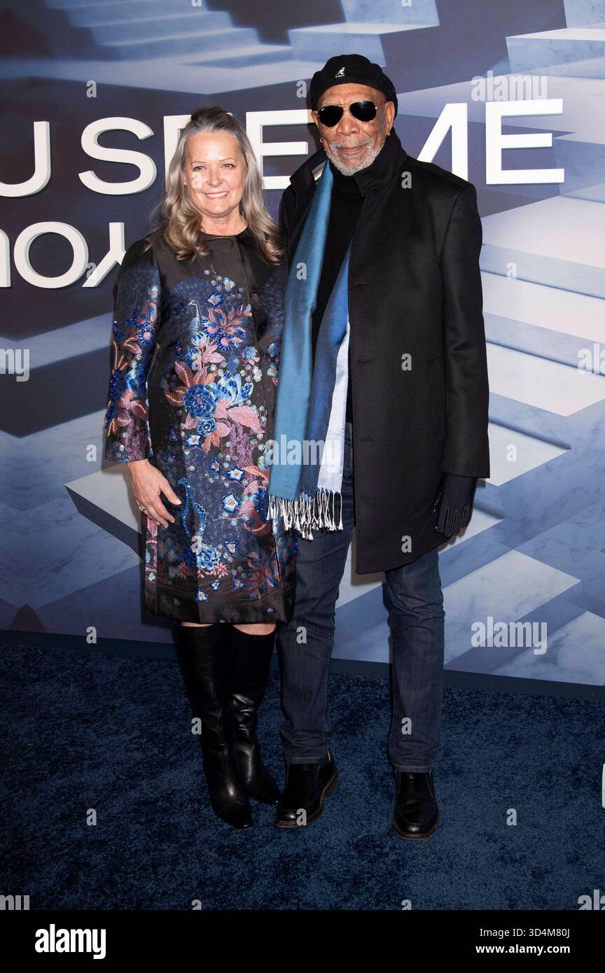 Lori McCreary und Morgan Freeman bei der Premiere des Kinofilms Now You ...