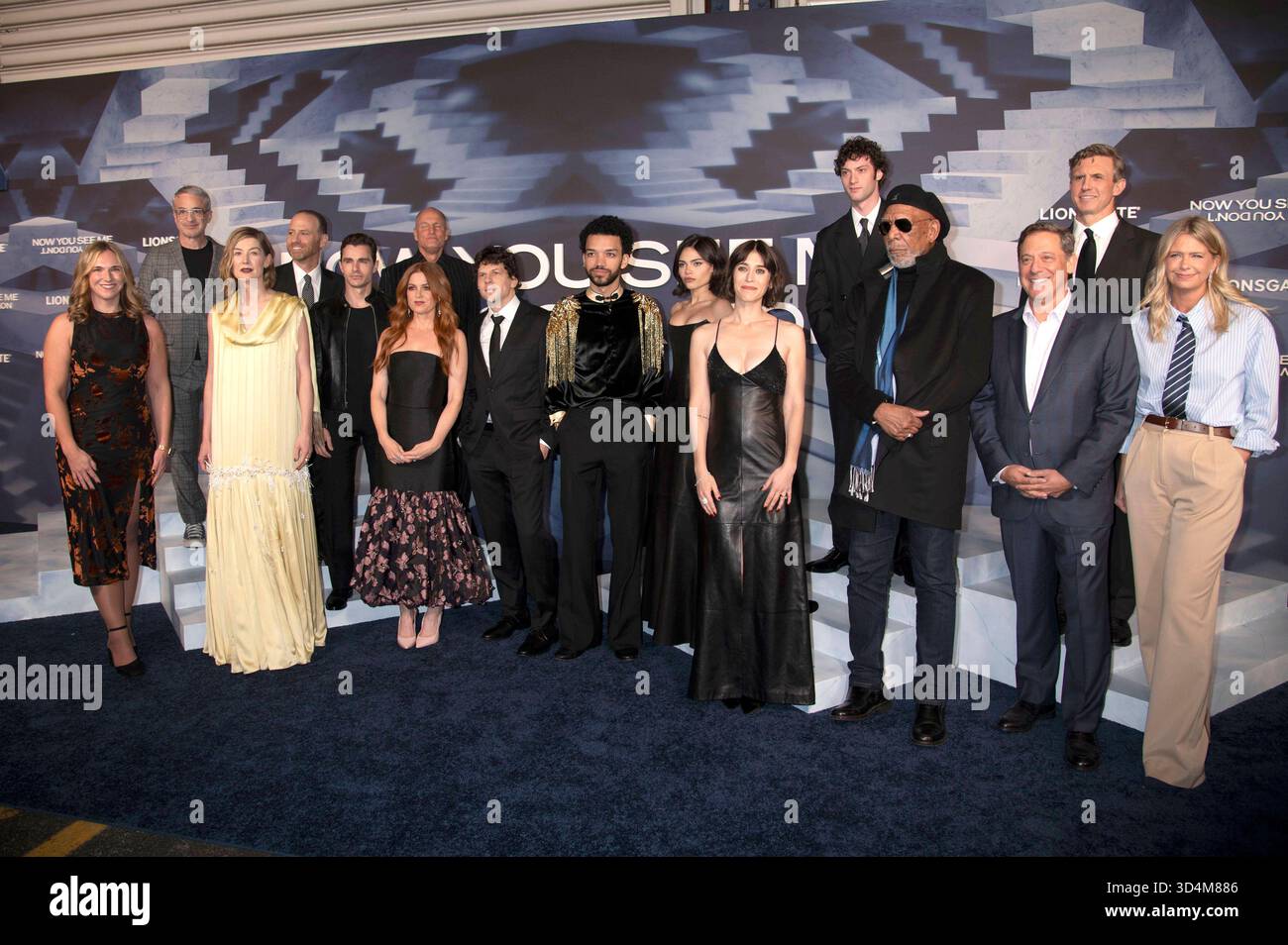 Meredith Wieck, Alex Kurtzman, Rosamund Pike, Bobby Cohen, Dave Franco ...