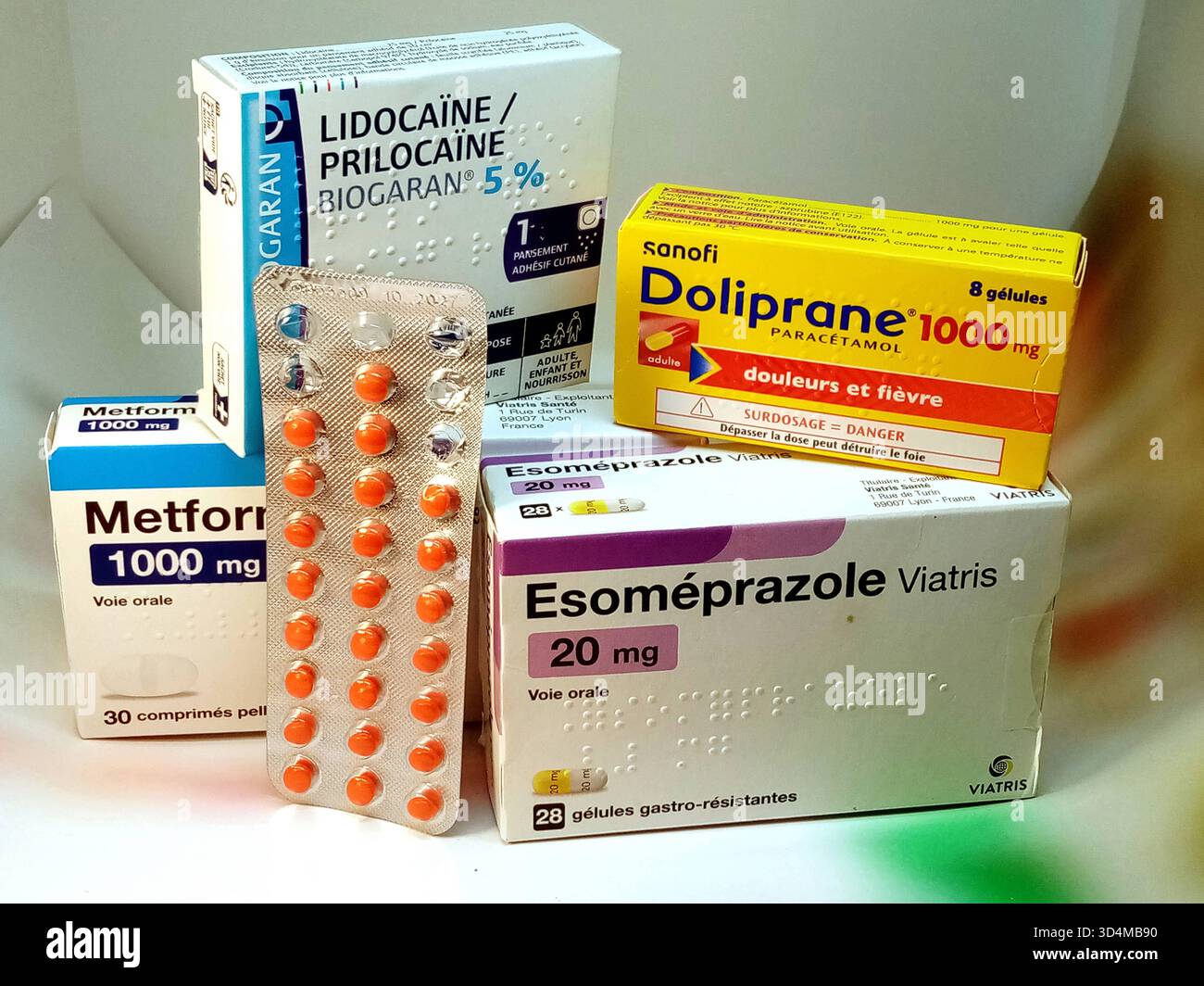 Medical medication. Medical medication 016941 004 Stock Photo - Alamy