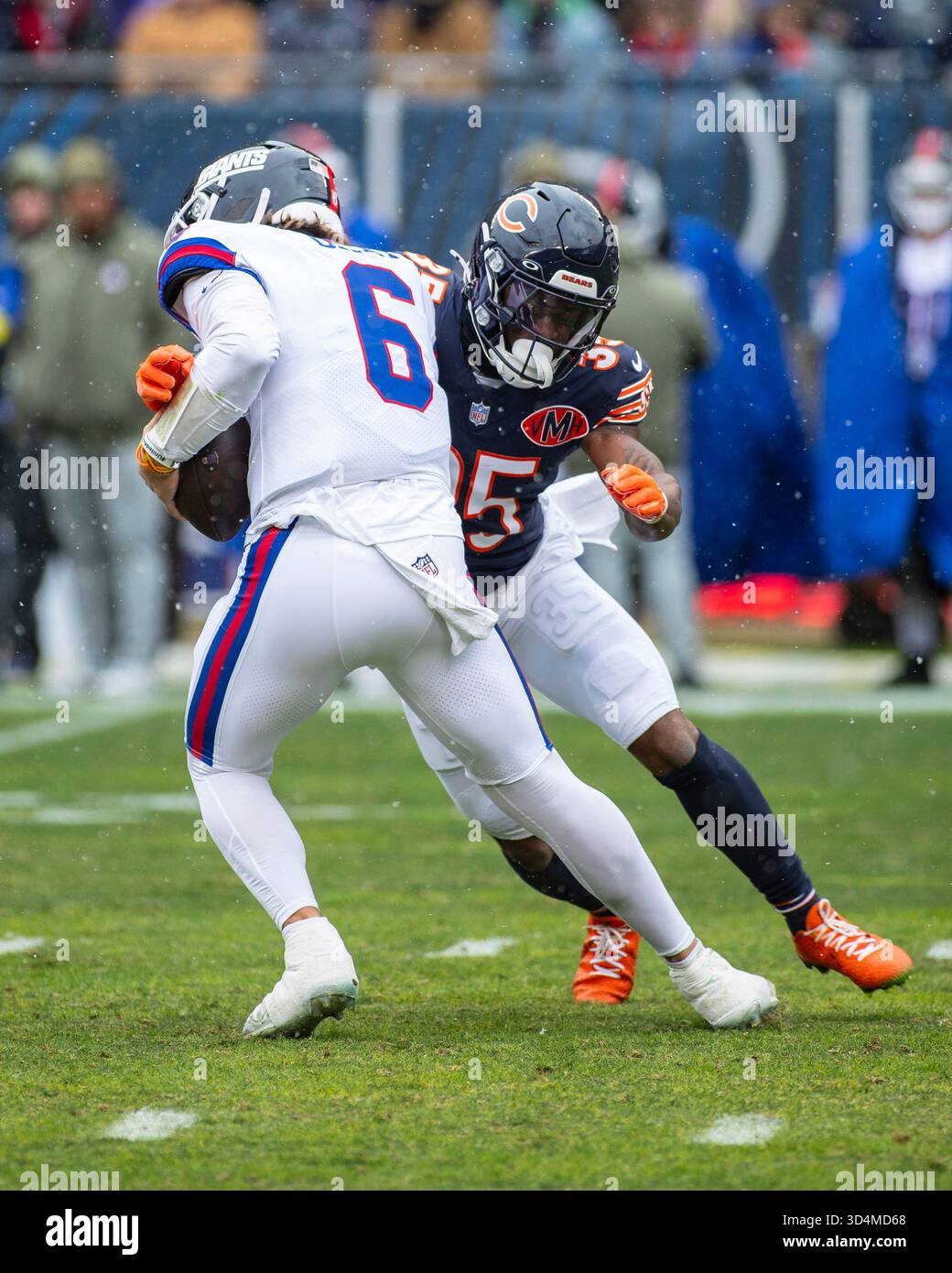 November 9, 2025: Chicago Bears C.J. Gardner-Johnson (35) sacks New ...