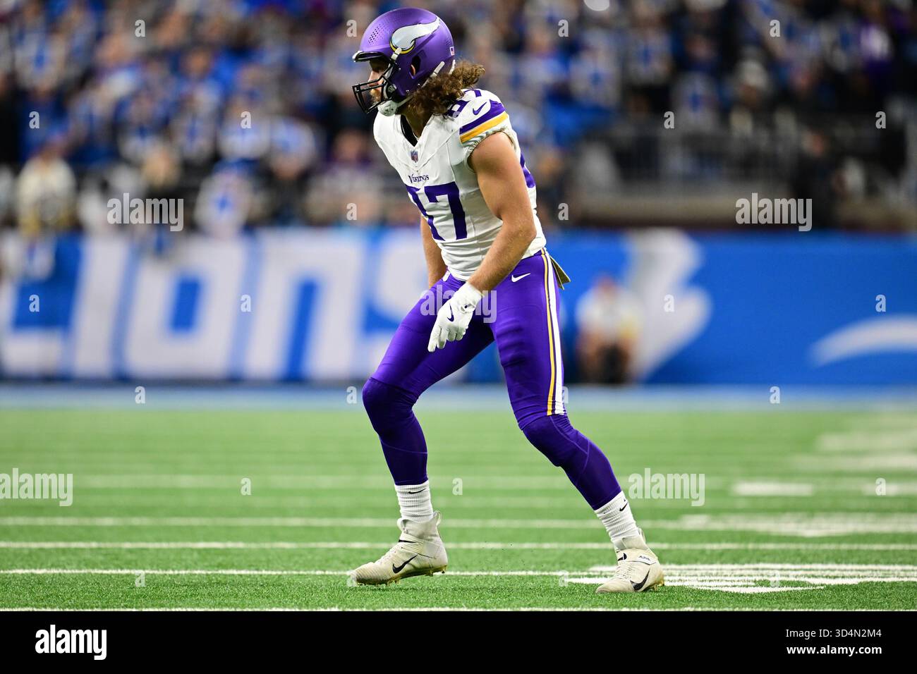 Minnesota Vikings tight end T.J. Hockenson lines up during the first ...