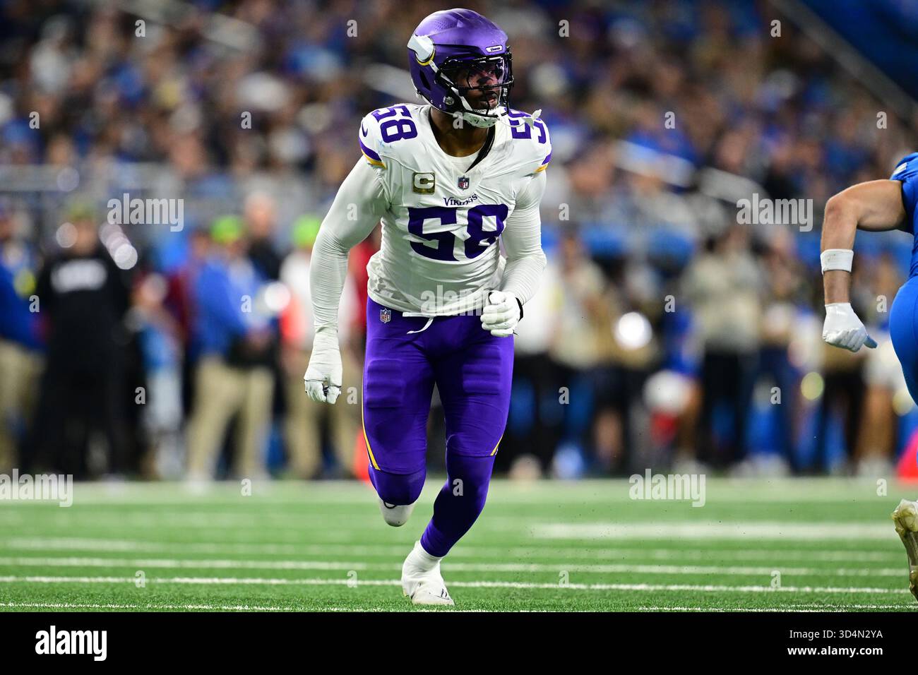 Minnesota Vikings linebacker Jonathan Greenard rushes the passer during ...