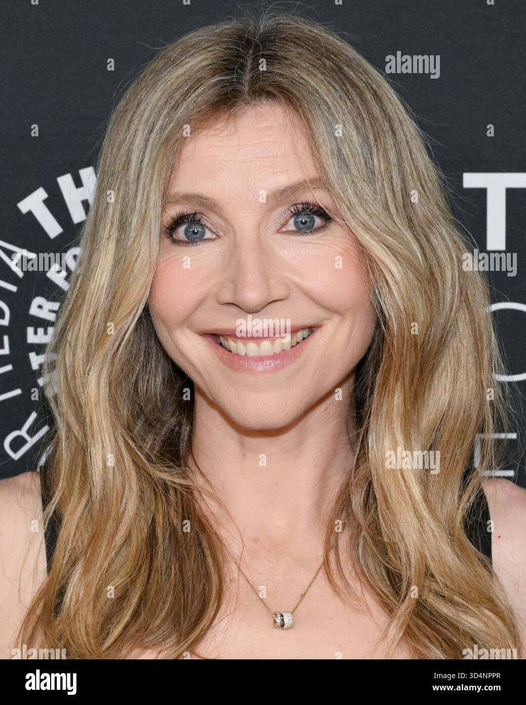 November 10, 2025, Beverly Hills, California, USA: SARAH CHALKE attends ...
