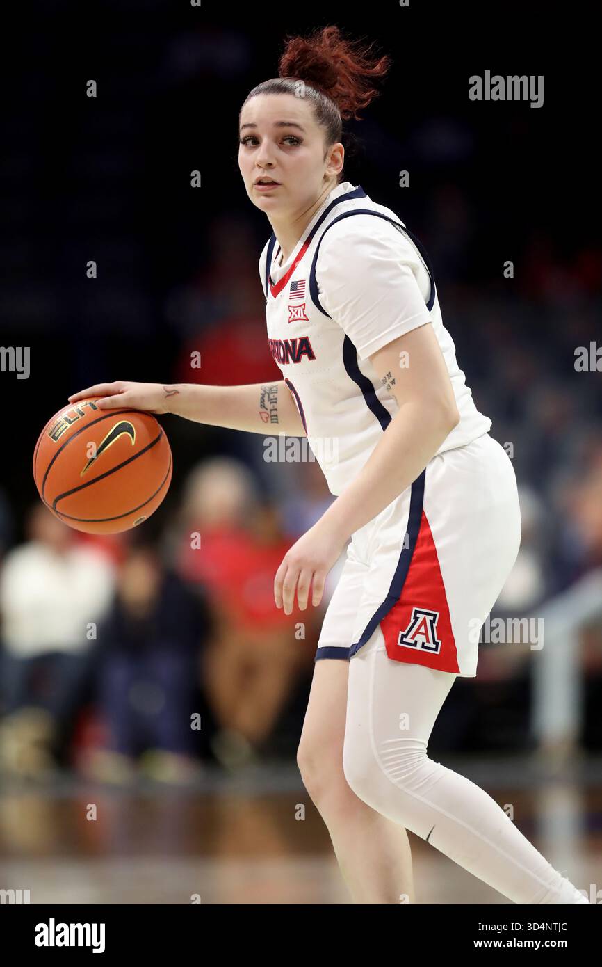 TUCSON, AZ - NOVEMBER 09: Arizona Wildcats guard Mickayla Perdue (0 ...