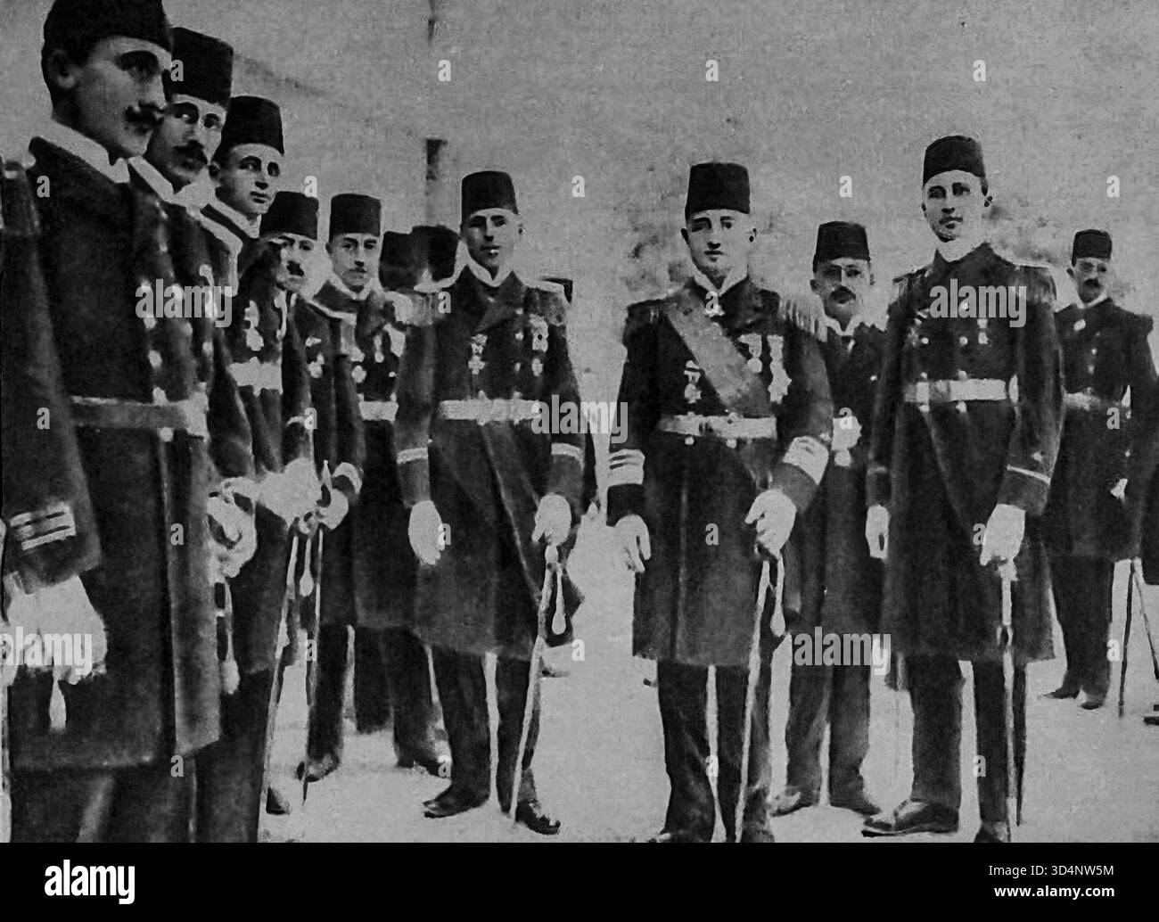 Military personnel during ww1 hi-res stock photography and images - Alamy