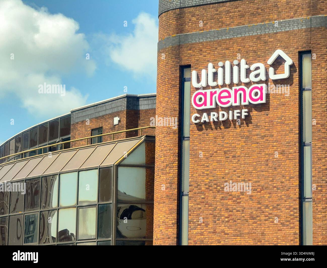 Utilita arena logo hi-res stock photography and images - Alamy