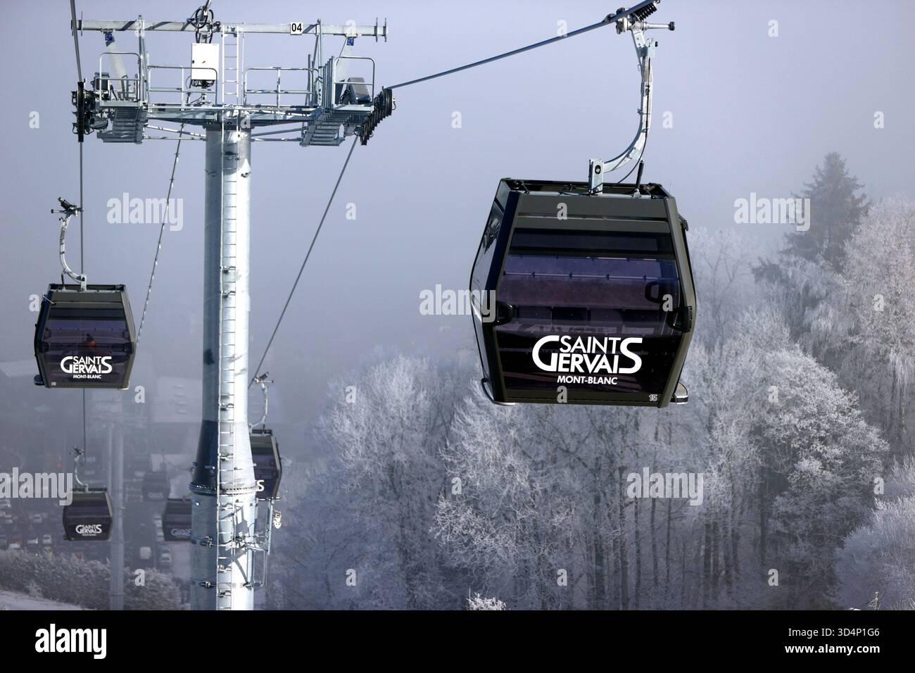 The new Alpin cable car connects Saint Gervais to Le Bettex. Winter ...