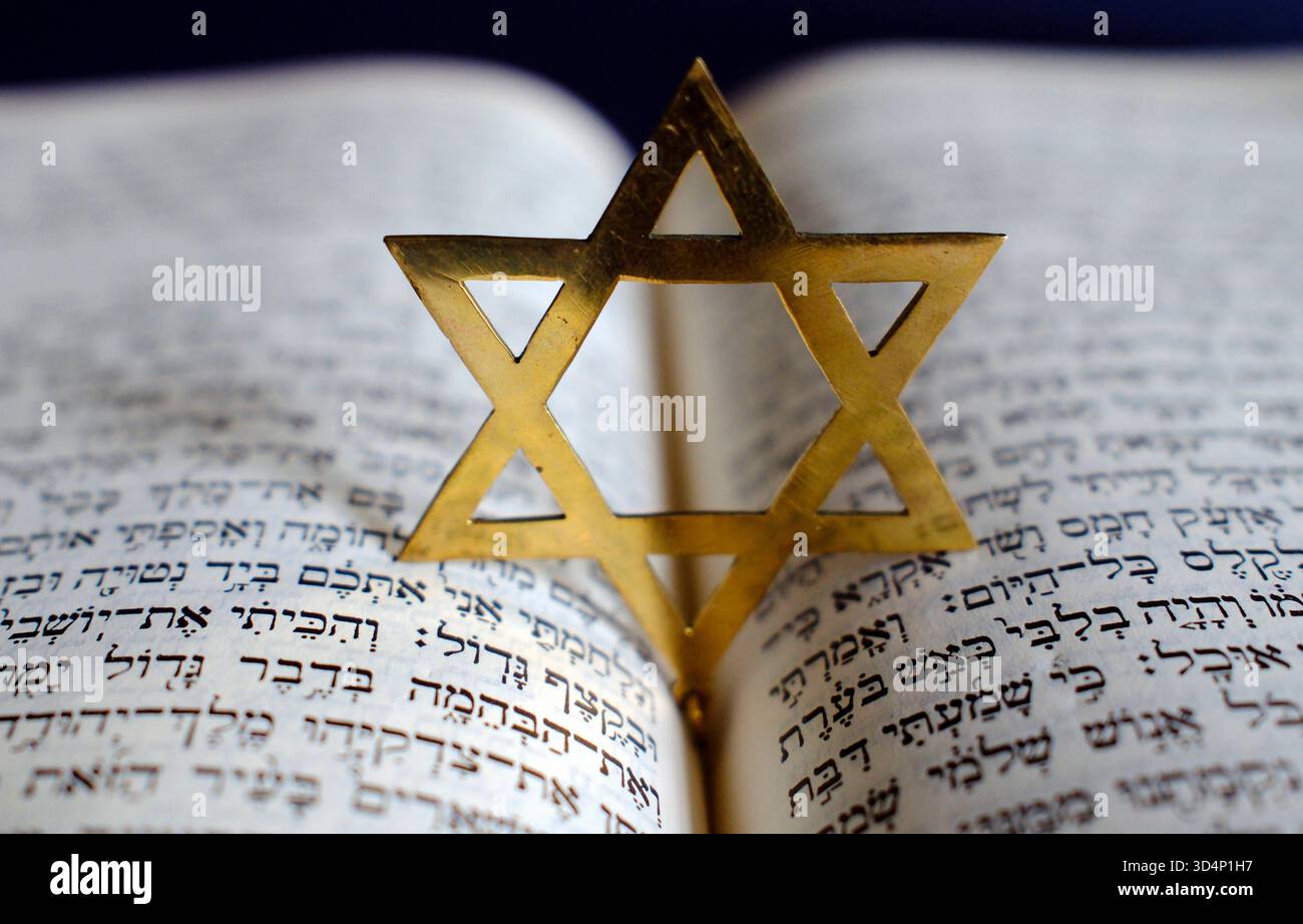 Judaism. The Bible in Hebrew with a star of David. Judaism 016962 194 ...