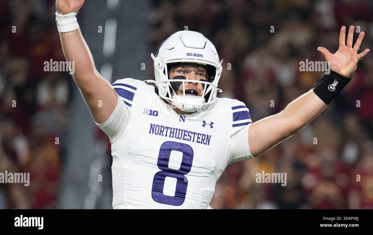 Northwestern quarterback Preston Stone (8) gestures during an NCAA ...