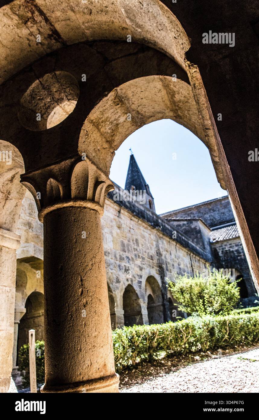 Cloister of the Cistercian abbey of Thonoret in the Var in France Stock ...