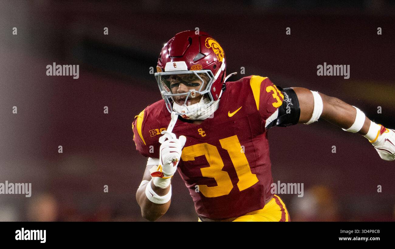 Southern California linebacker Jadyn Walker (31) runs during an NCAA ...