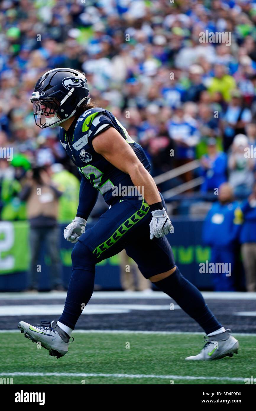 Seattle Seahawks linebacker Drake Thomas (42) runs out on to the field ...