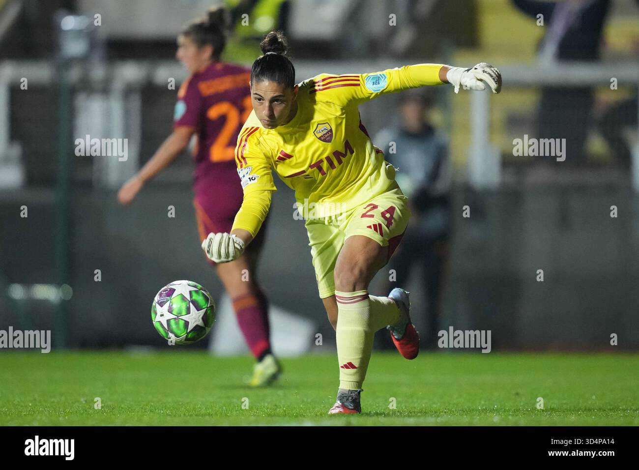 Roma's goalkeeper Rachele Baldi distributes the ball during the women's ...