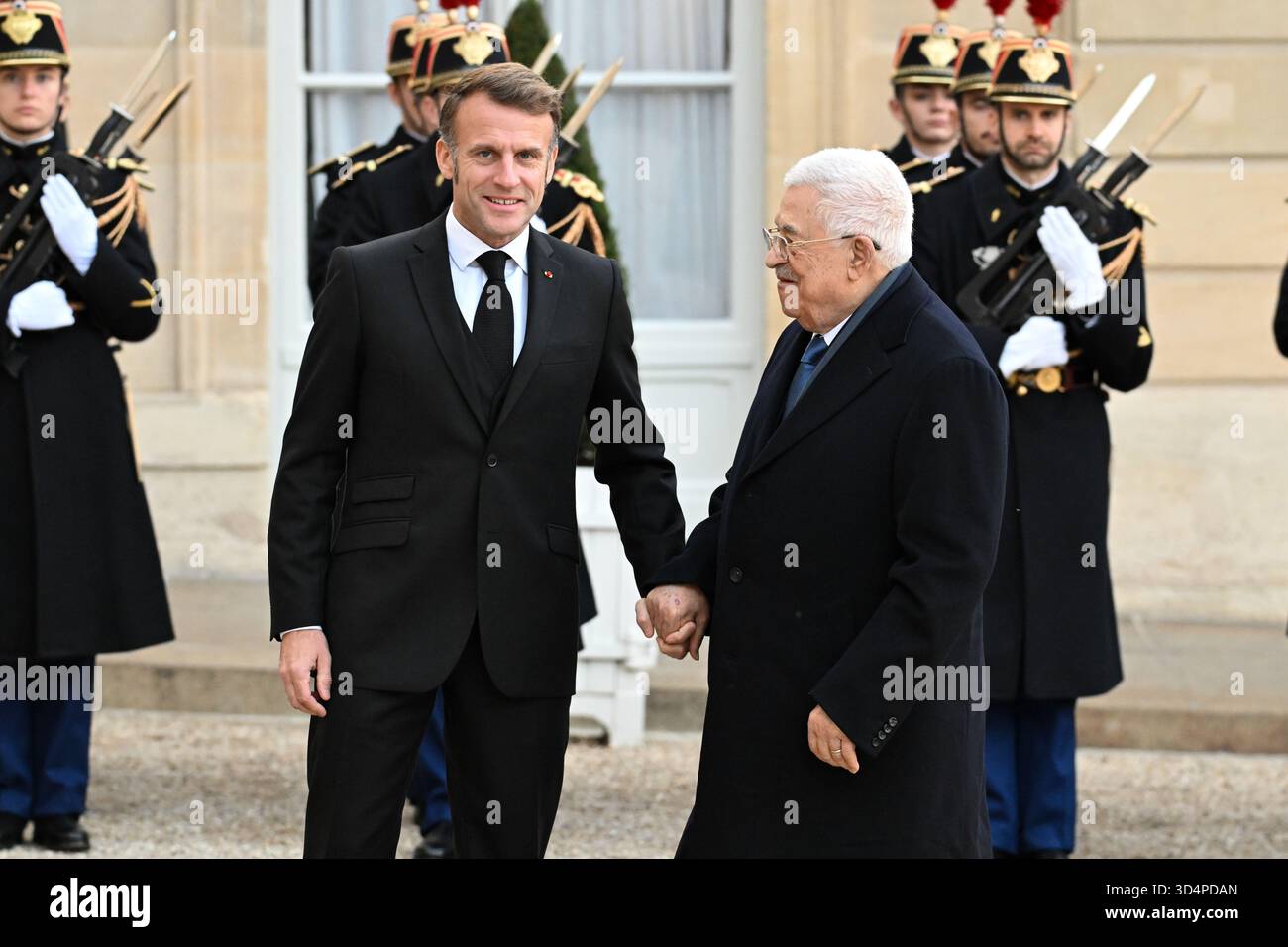 Meeting between the President of the Republic Emmanuel Macron and Mr ...