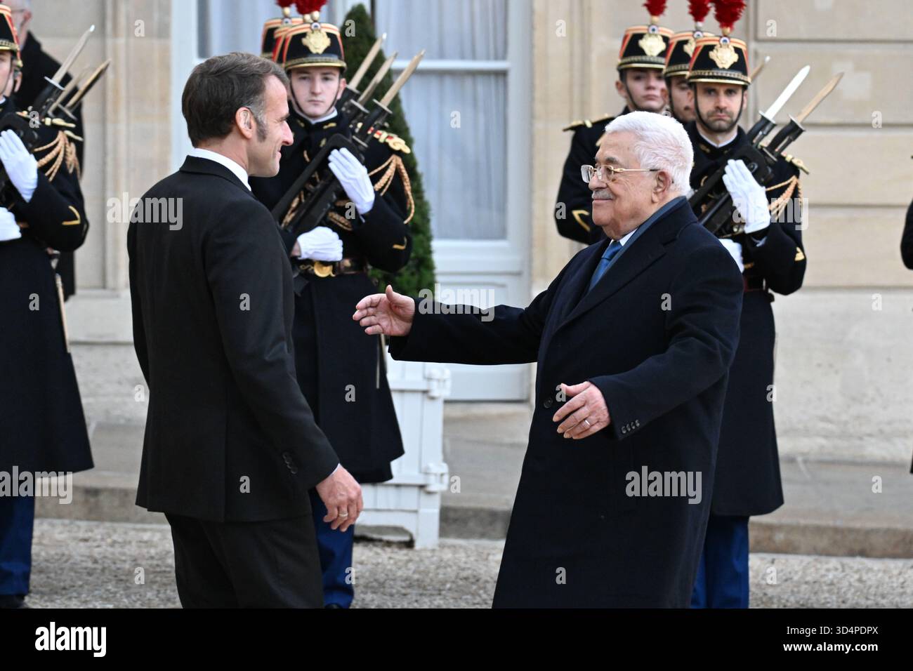 Meeting between the President of the Republic Emmanuel Macron and Mr ...