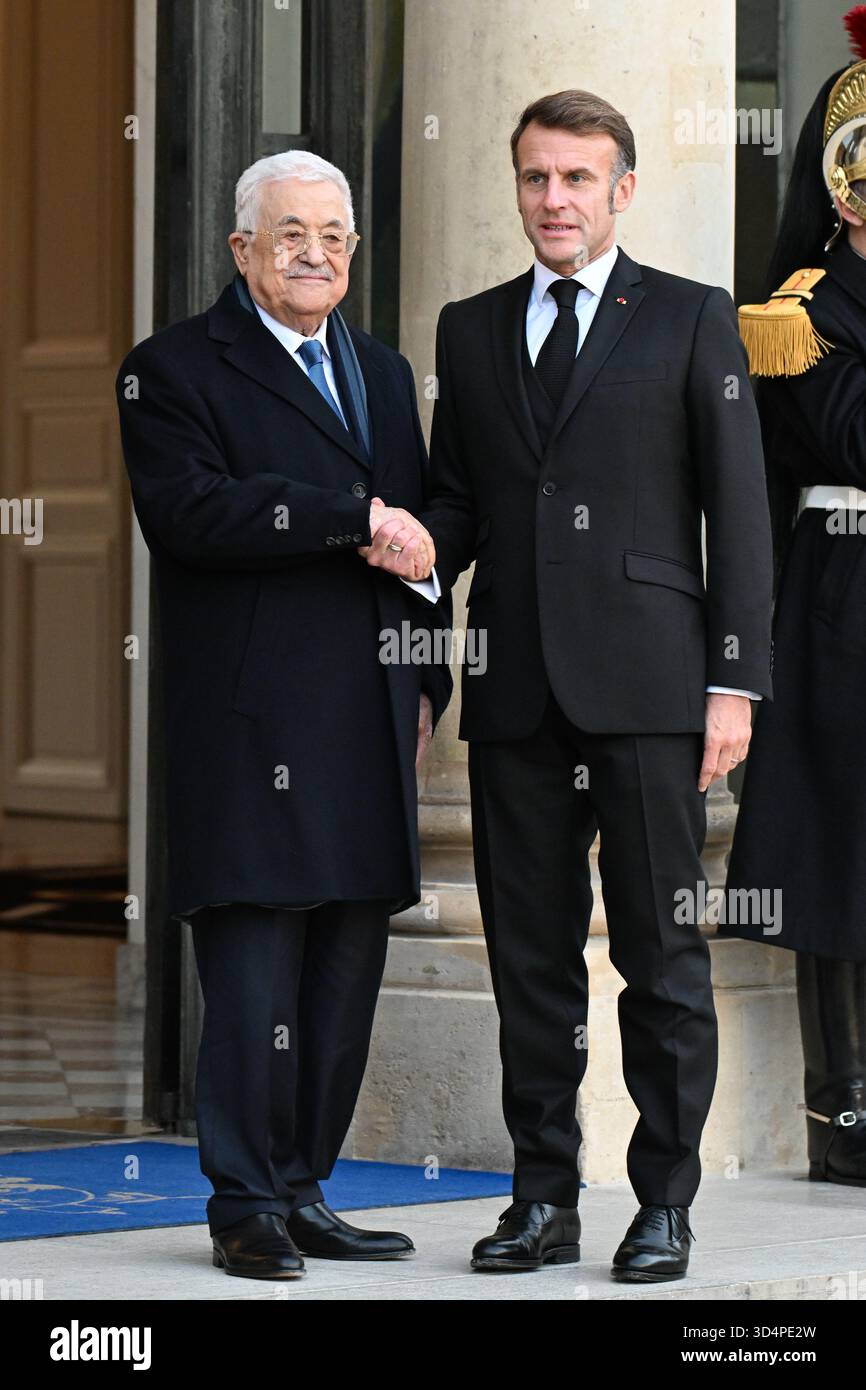 Meeting between the President of the Republic Emmanuel Macron and Mr ...