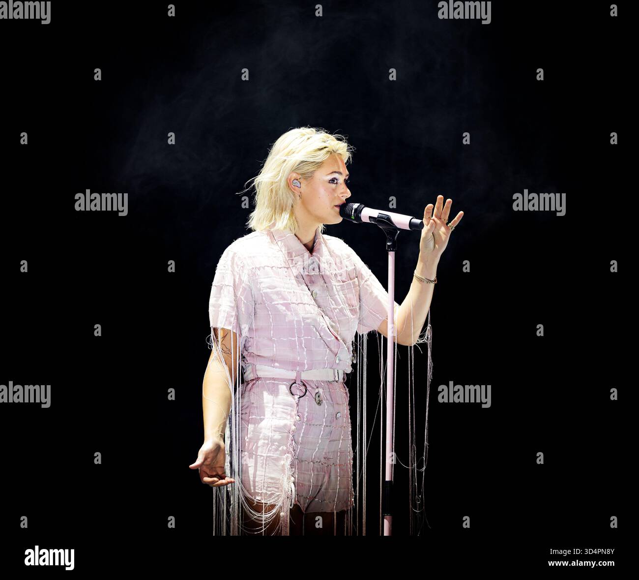 AMSTERDAM – Bente Fokkens during a concert at the Royal Theater Carré ...