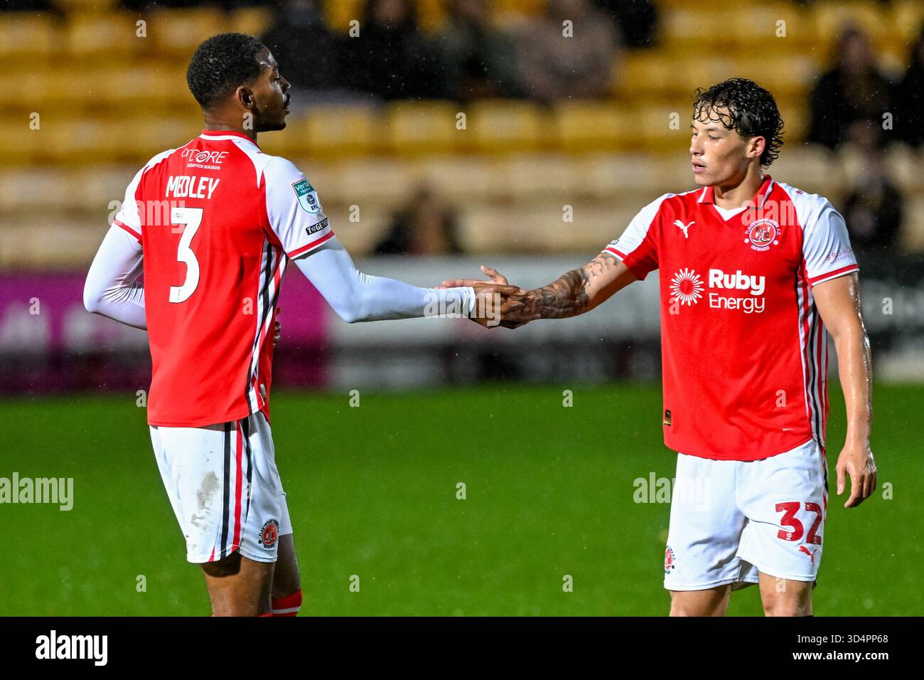 Zech Medley of Fleetwood Town celebrates his goal 2-2 during the The ...