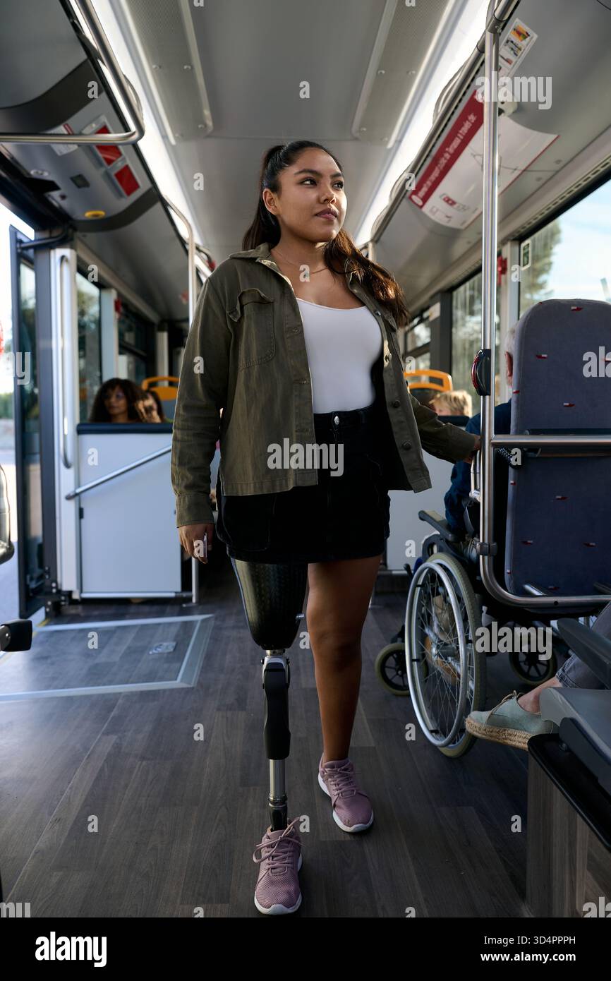 Amputee woman one leg hi-res stock photography and images - Alamy