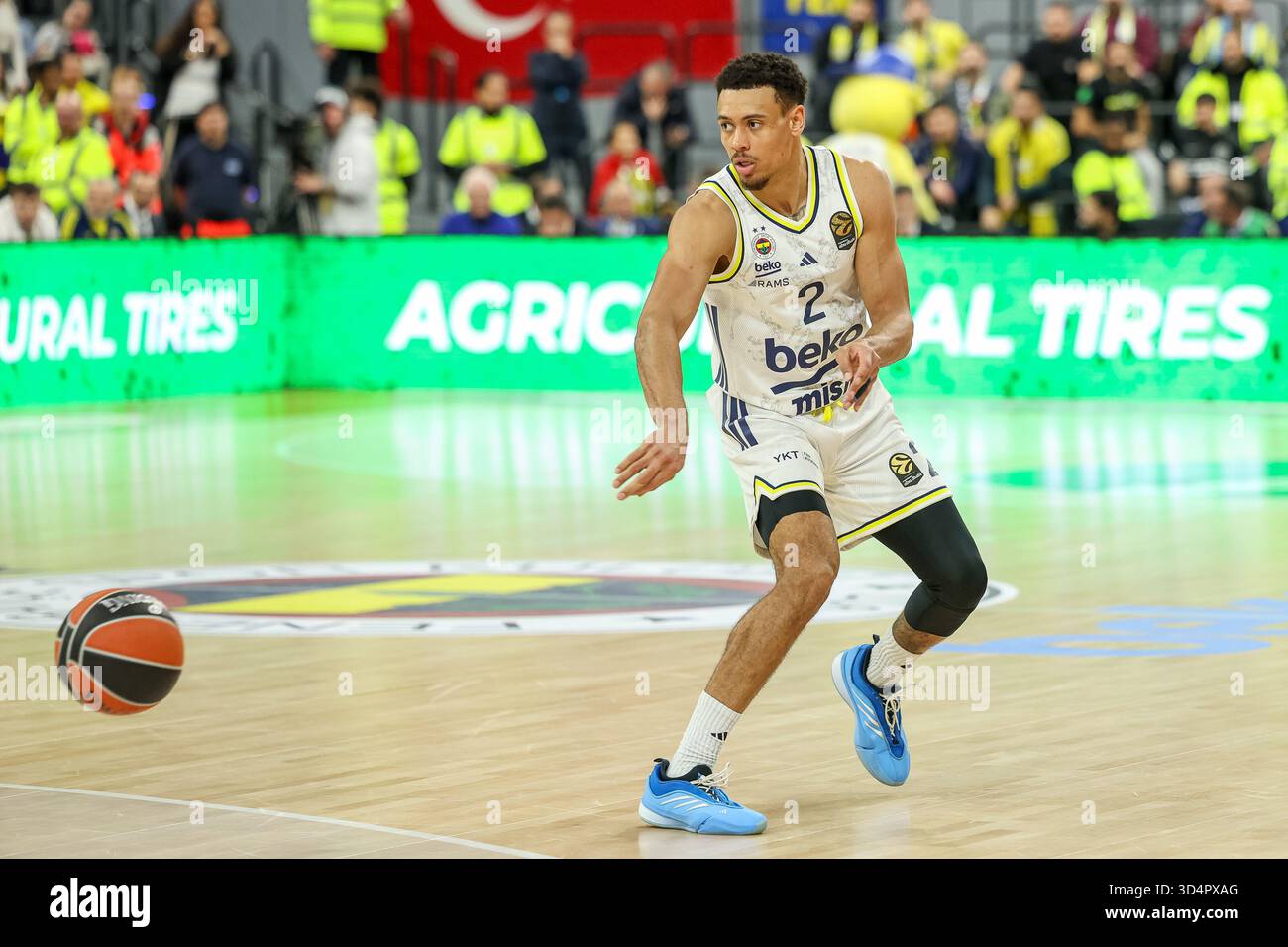 Wade Baldwin (Fenerbahce Beko Istanbul, #02) with ball, GER, Fenerbahce ...