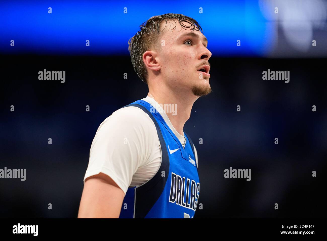 Dallas Mavericks' Cooper Flagg works against the Washington Wizards ...