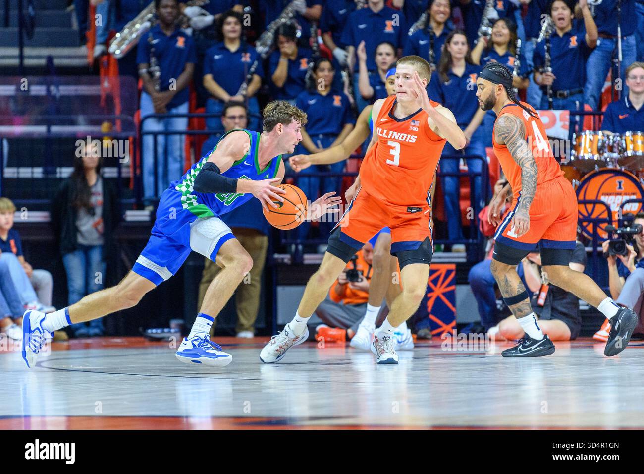 Florida Gulf Coast's J.R. Konieczny attempts to drive to the basket ...