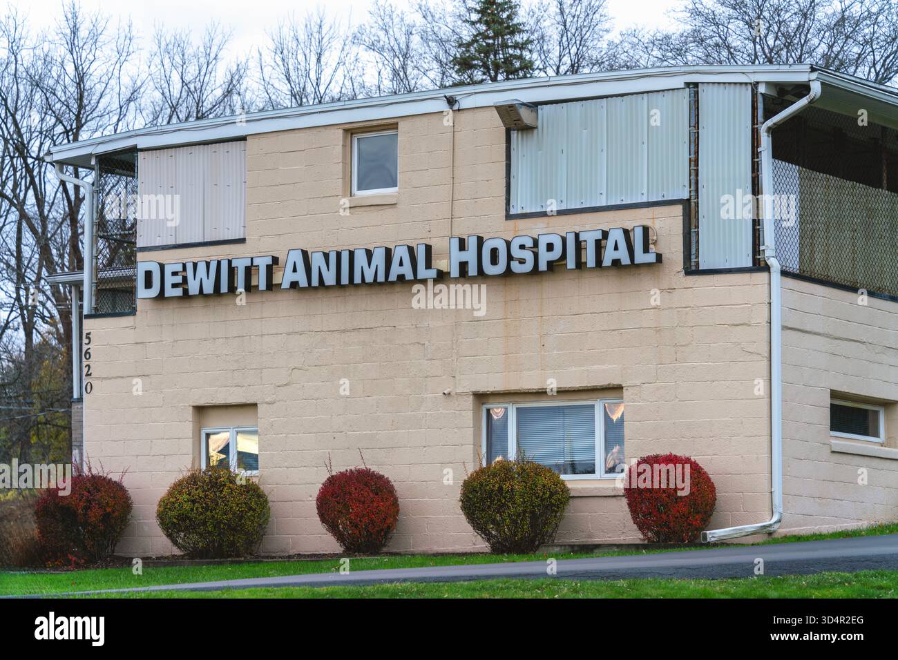 5620 thompson rd hi-res stock photography and images - Alamy