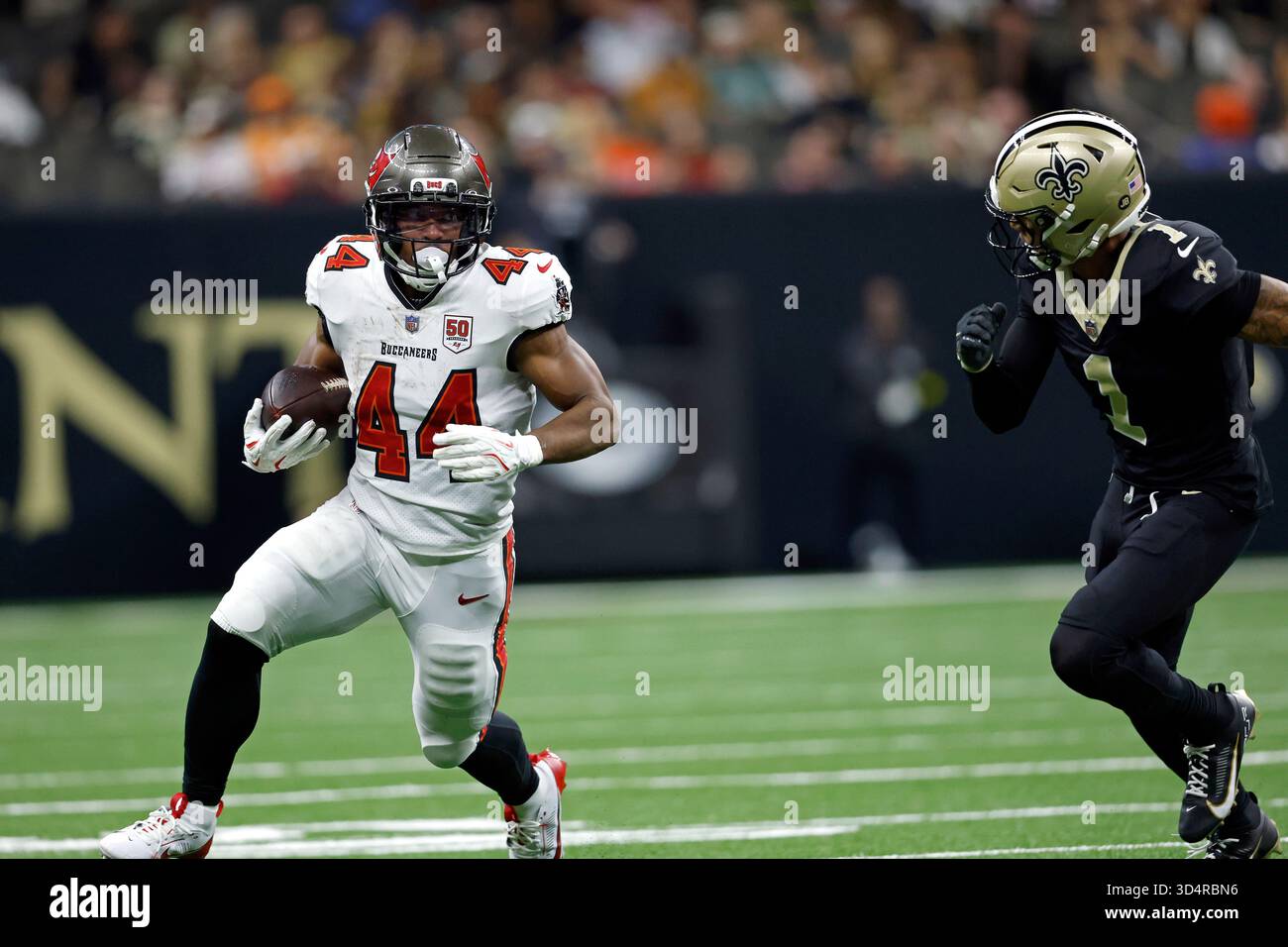 Tampa Bay Buccaneers running back Sean Tucker (44) runs the ball during ...