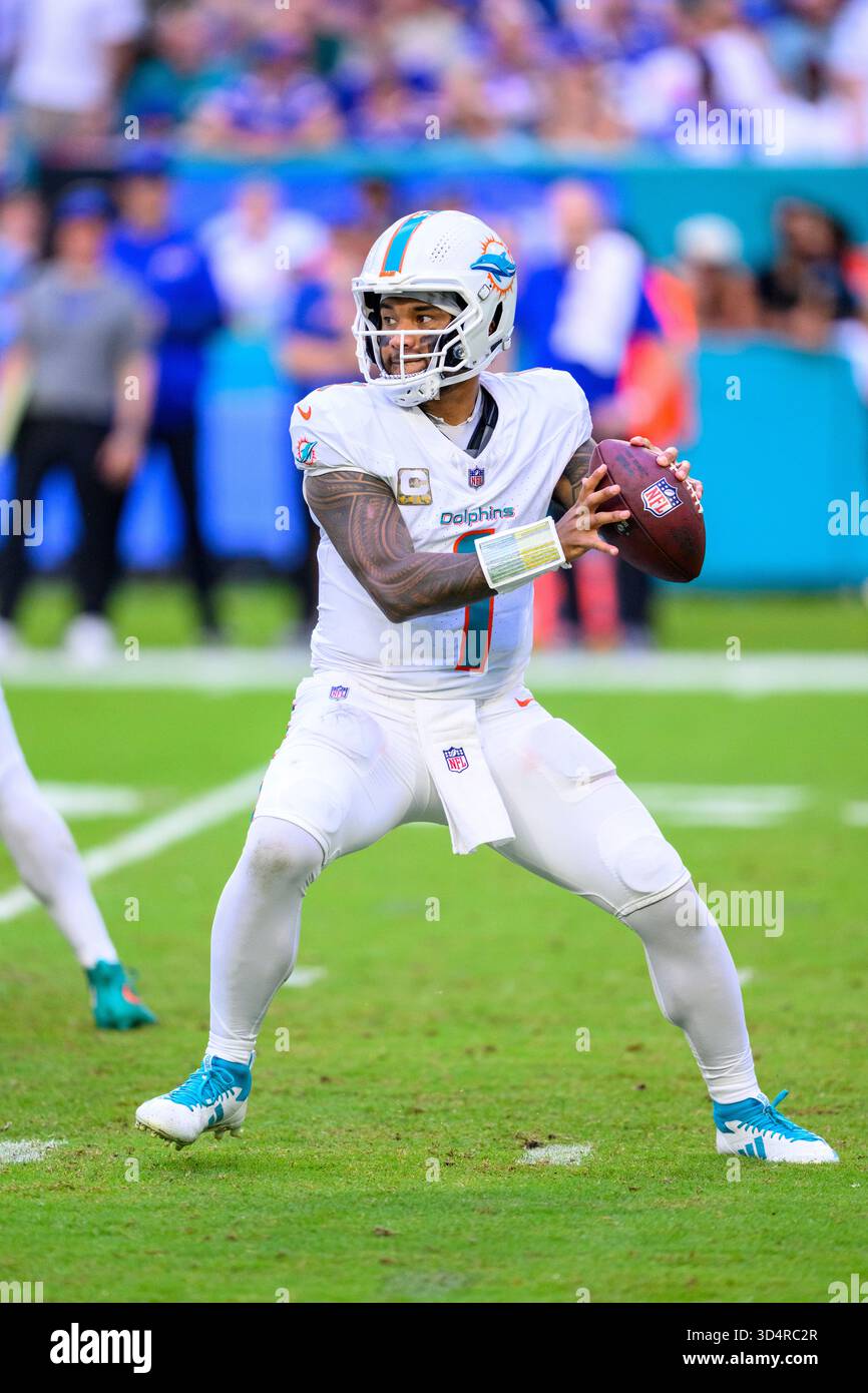 Miami Dolphins quarterback Tua Tagovailoa (1) looks to throw the ball ...