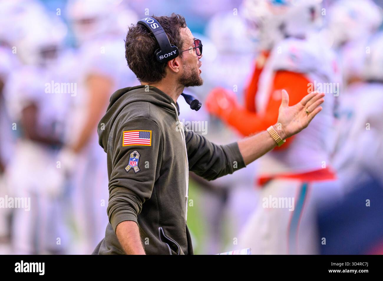 Miami Dolphins head coach Mike McDaniel gestures on the sidelines ...