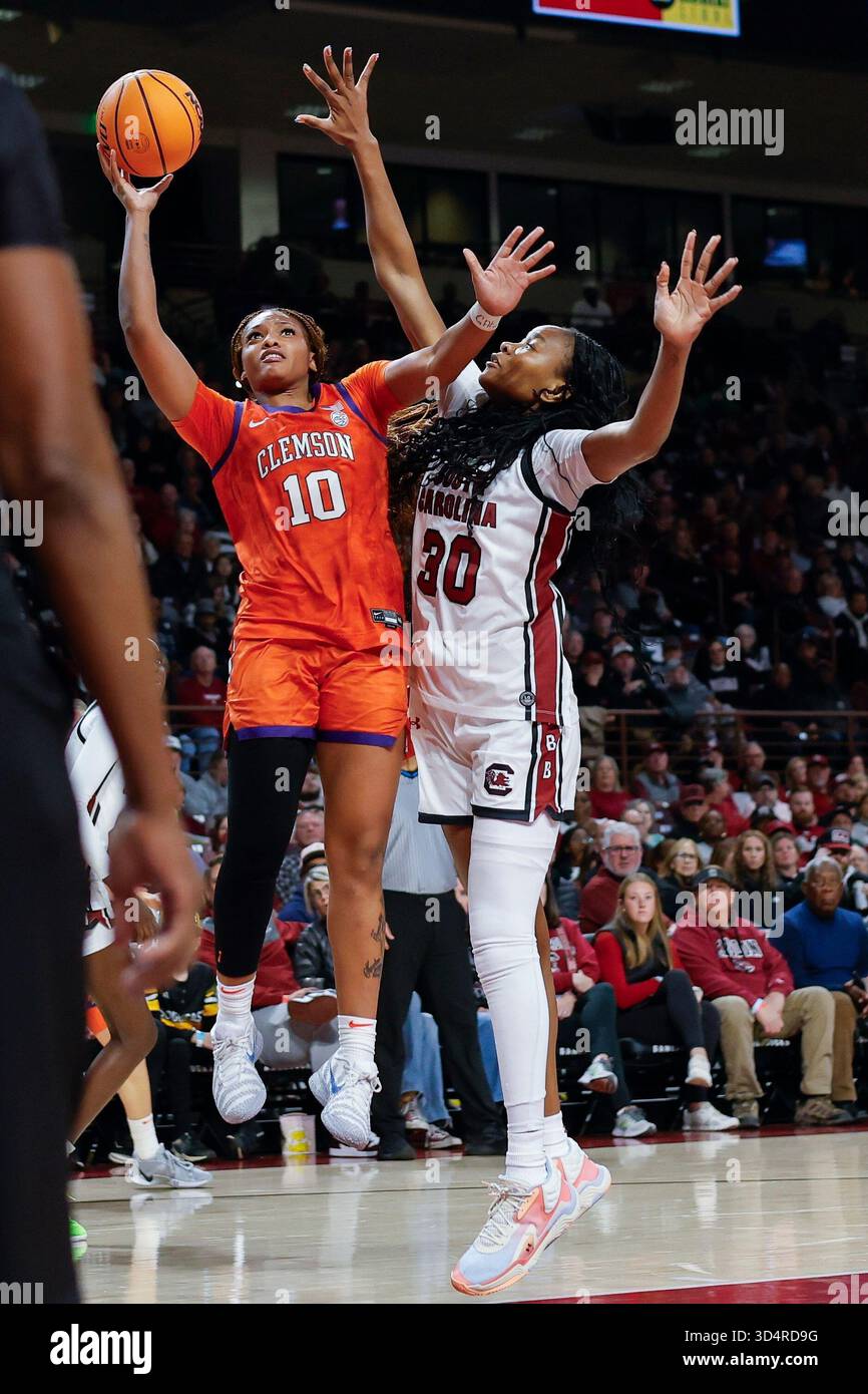 Clemson guard Taylor Johnson-Matthews (10) shoots against South ...