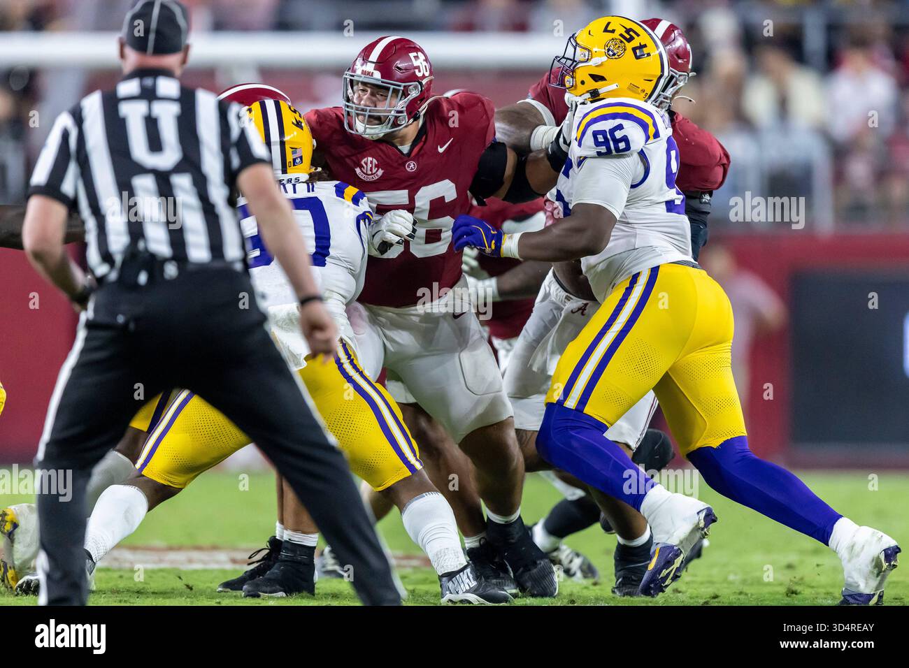Alabama offensive lineman Geno VanDeMark (56) blocks against LSU during ...