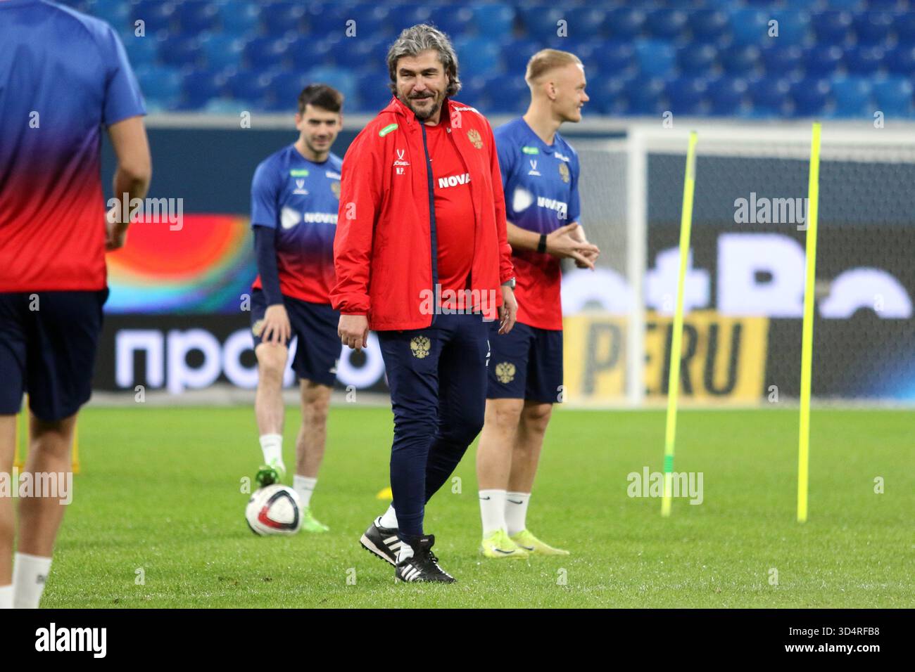 Nikolay Pisarev, coach during an open training session of the Russian ...