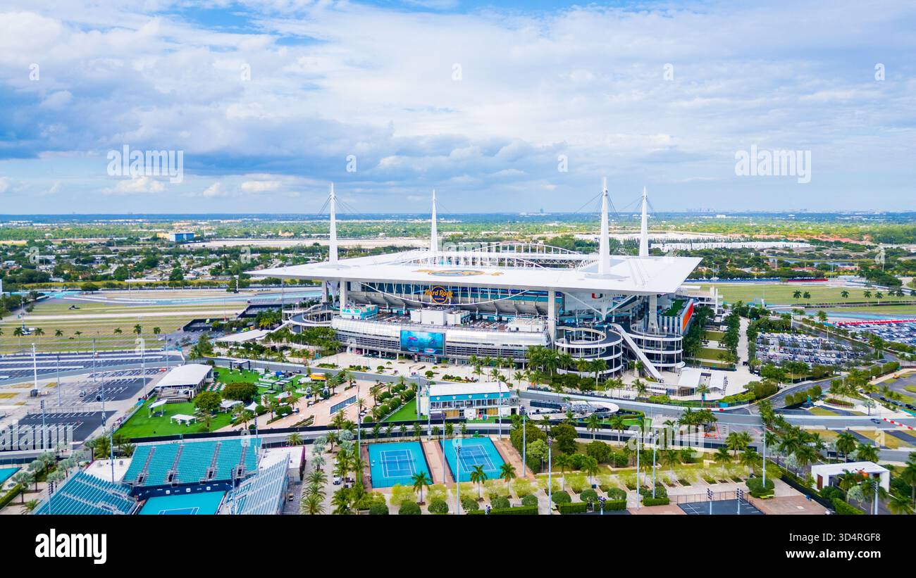 Hard rock stadium multi purpose hi-res stock photography and images - Alamy