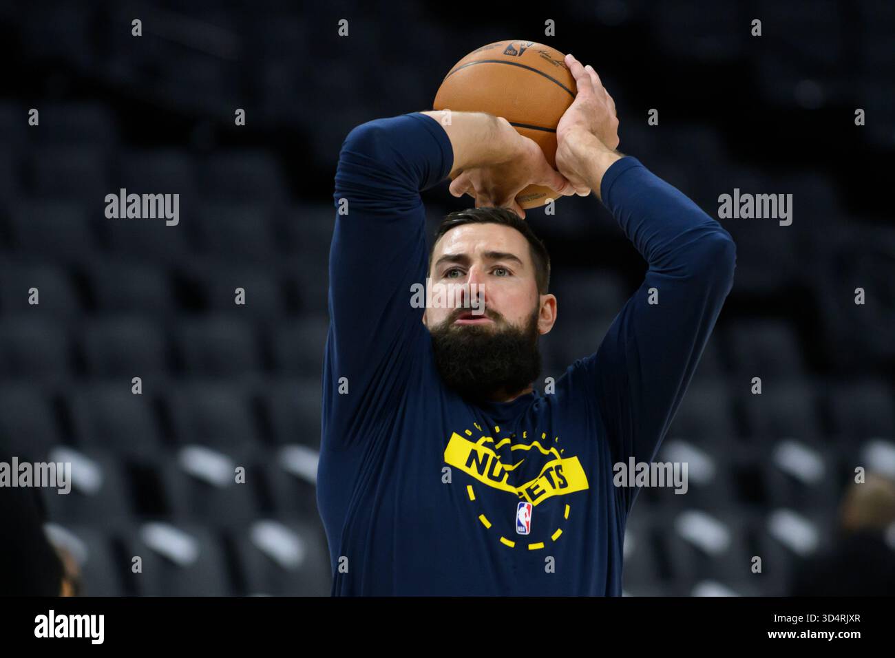 Denver Nuggets center Jonas Valančiūnas warms up before an NBA ...