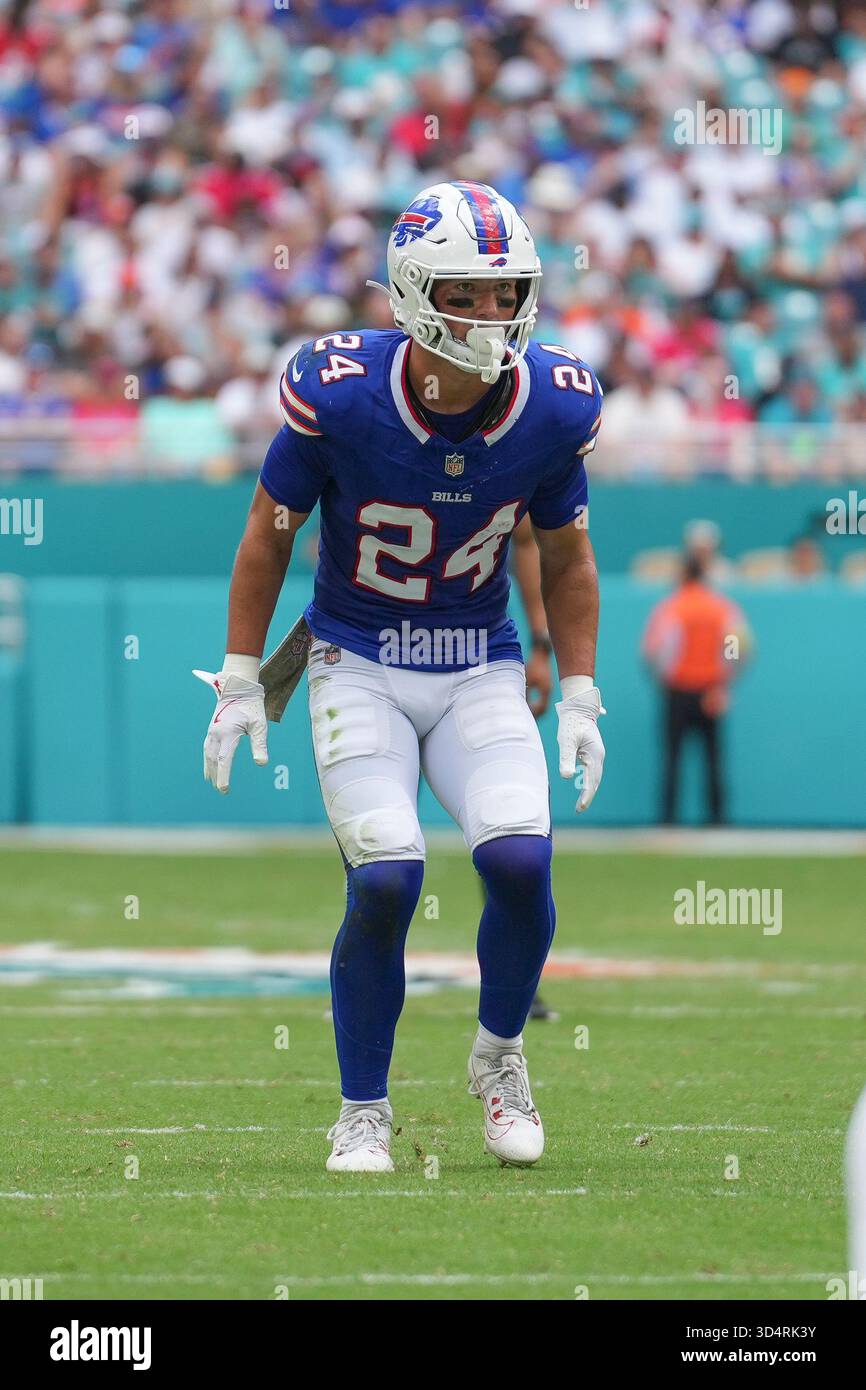 Buffalo Bills safety Cole Bishop (24) drops back in coverage as he ...
