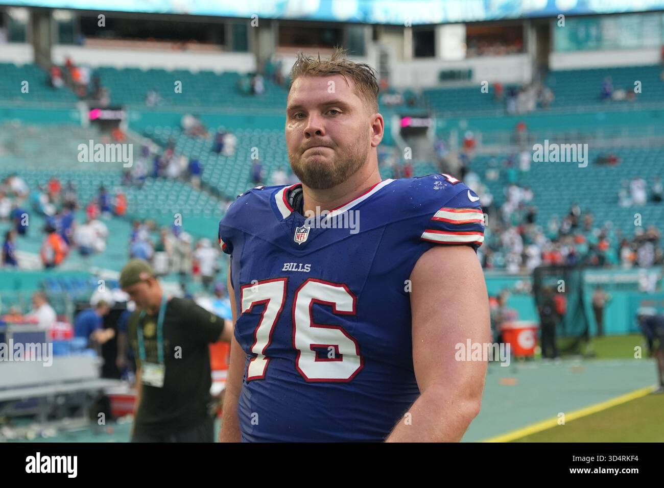 Buffalo Bills guard David Edwards (76) leaves the field following an ...