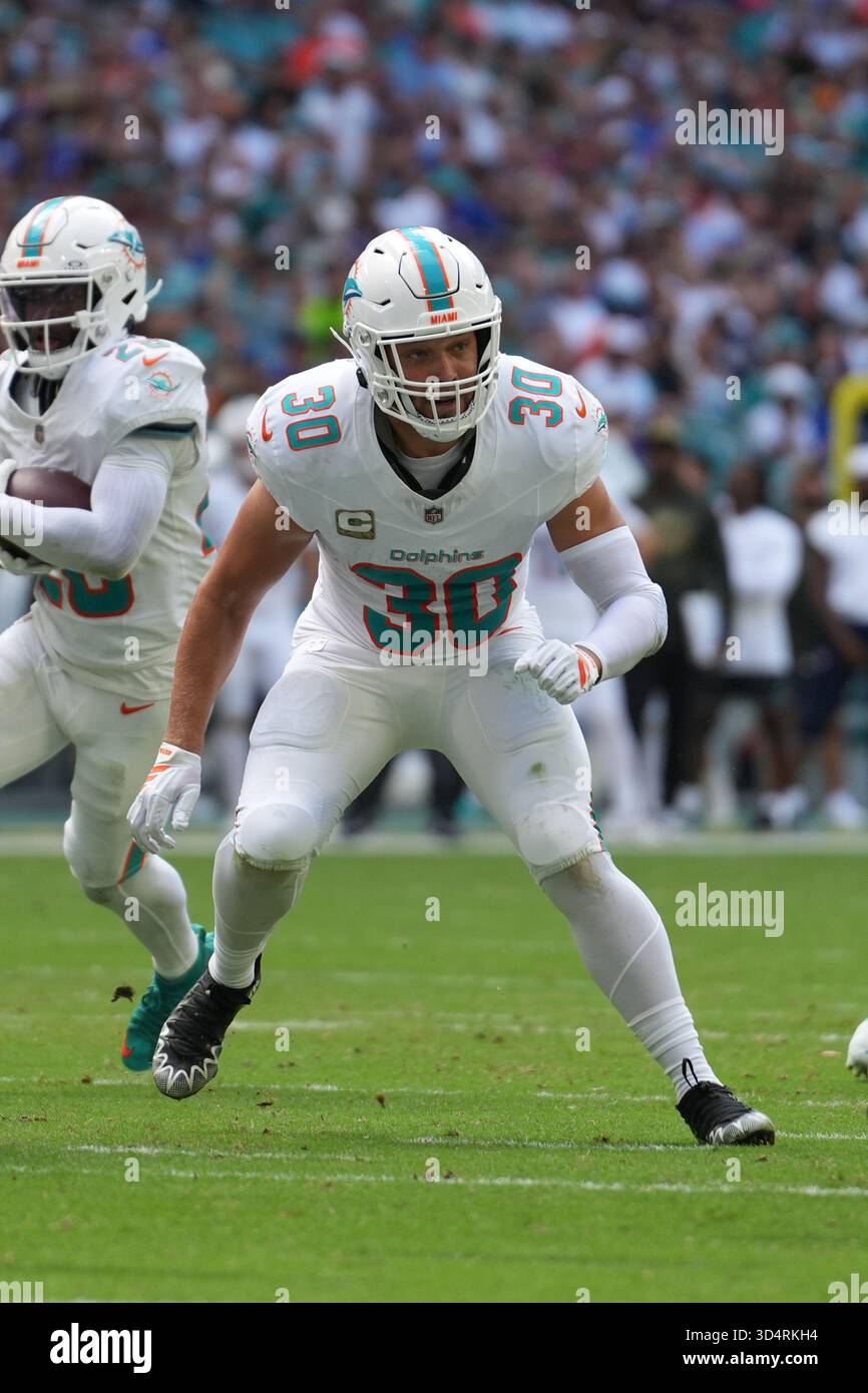 Miami Dolphins fullback Alec Ingold (30) run blocks during an NFL ...