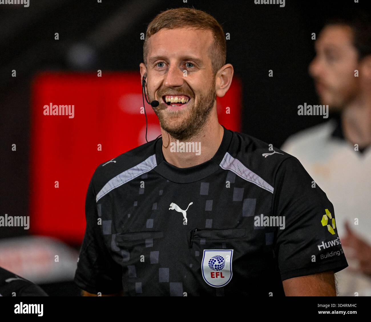 Referee Jamie O'Connor during the The Vertu Trophy Group G match Port ...
