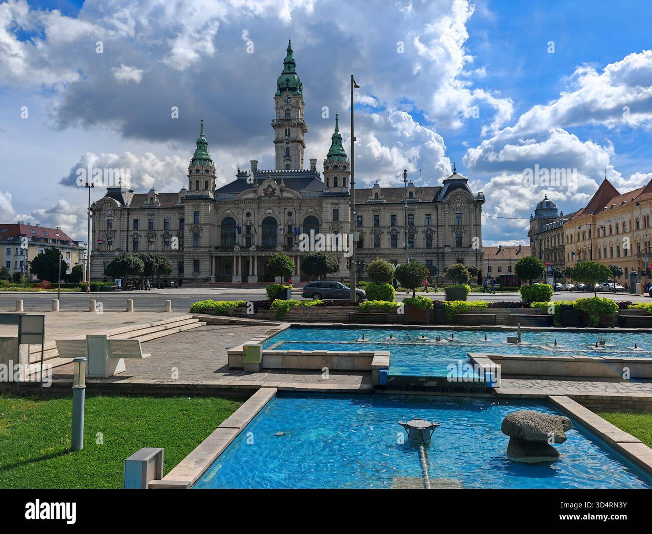 Ornate building spire hi-res stock photography and images - Alamy