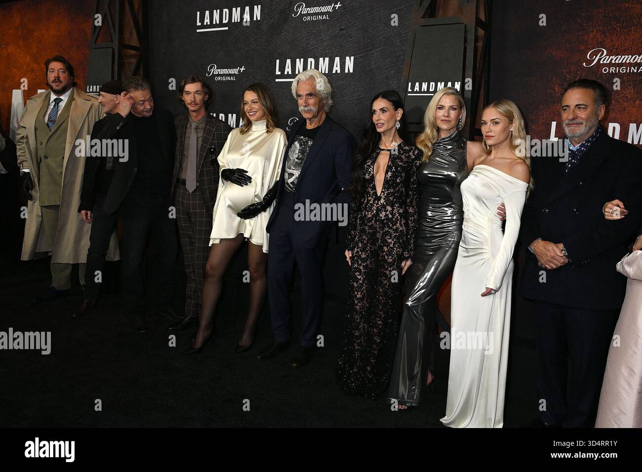 Kayla Wallace, Sam Elliott, Moore, Larter and Randolph and cast attend ...