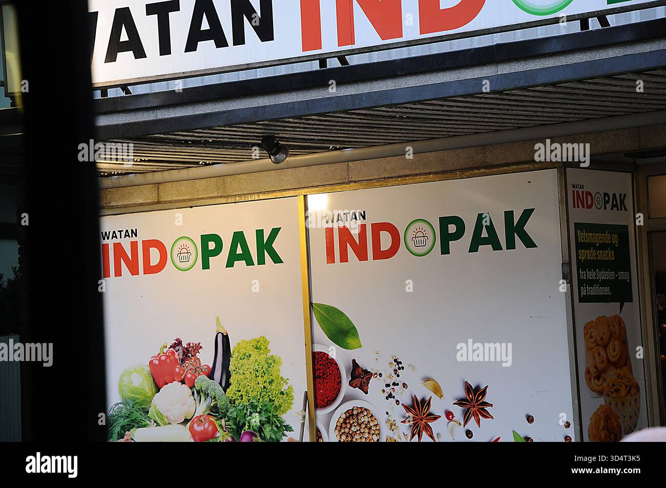 kASTRUP/Copenhagen/ Denmark/10 november 2025/Orentental wata indopak ...