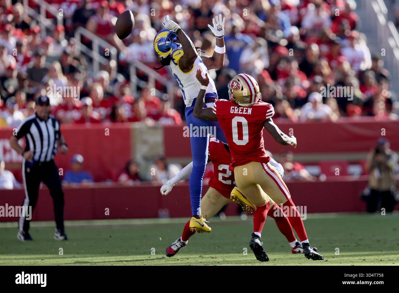 Los Angeles Rams wide receiver Davante Adams (17) can't haul in a pass ...