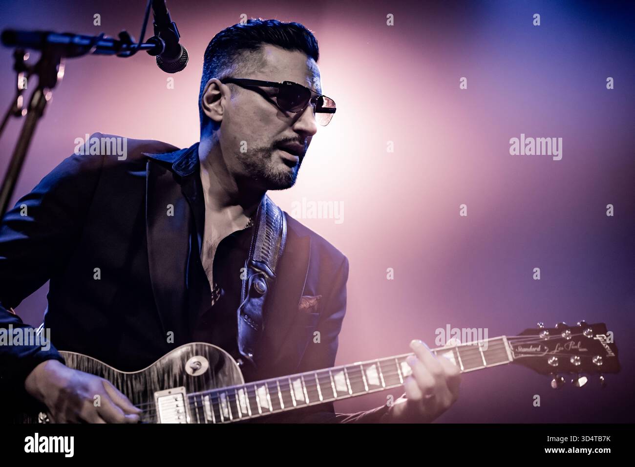 Naim cortazzi hi-res stock photography and images - Alamy