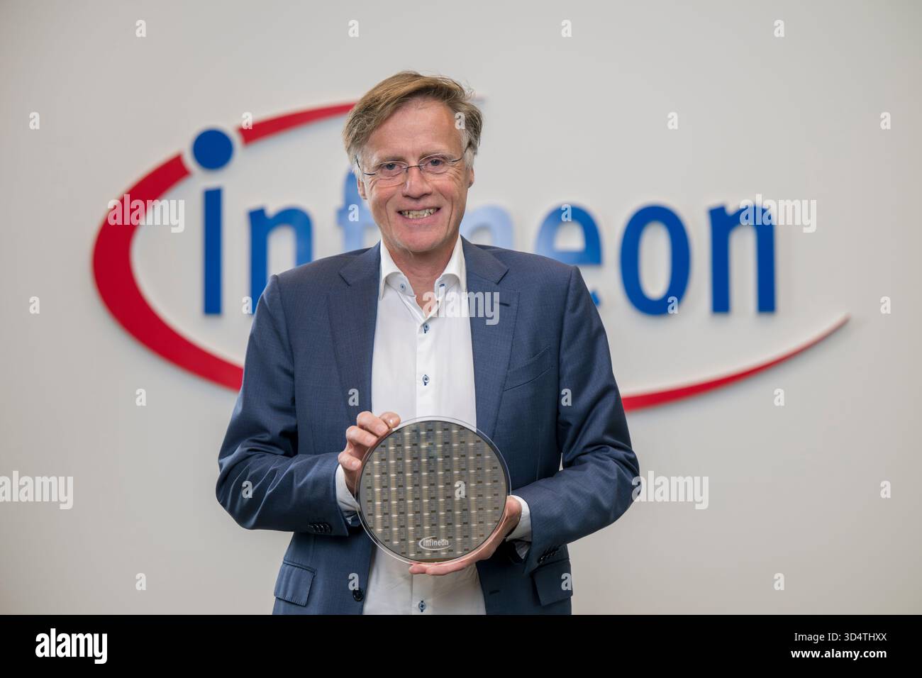 12 November 2025, Bavaria, Neubiberg: Jochen Hanebeck, CEO of Infineon ...